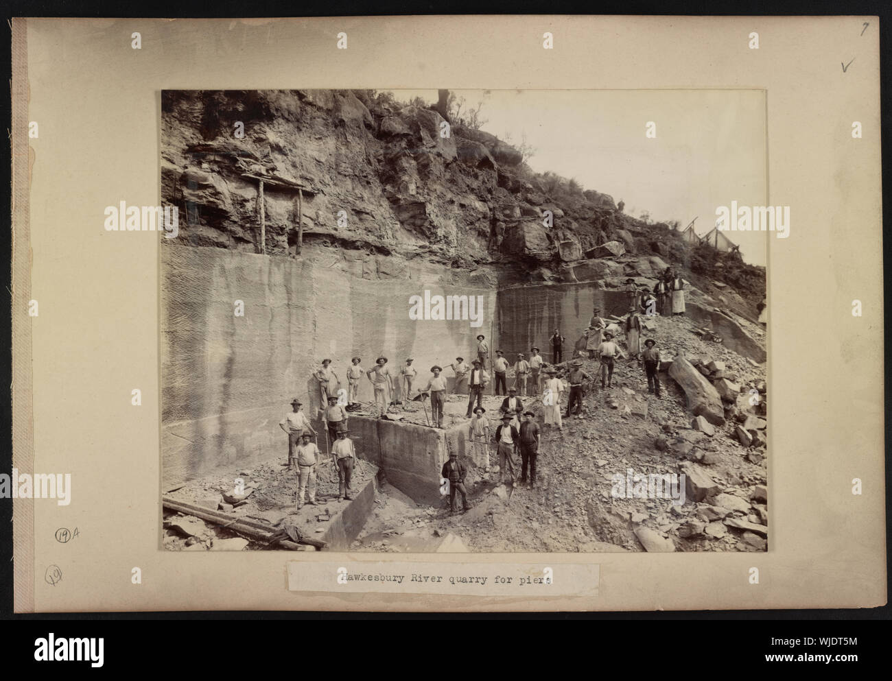 Hawkesbury River quarry for piers Stock Photo - Alamy