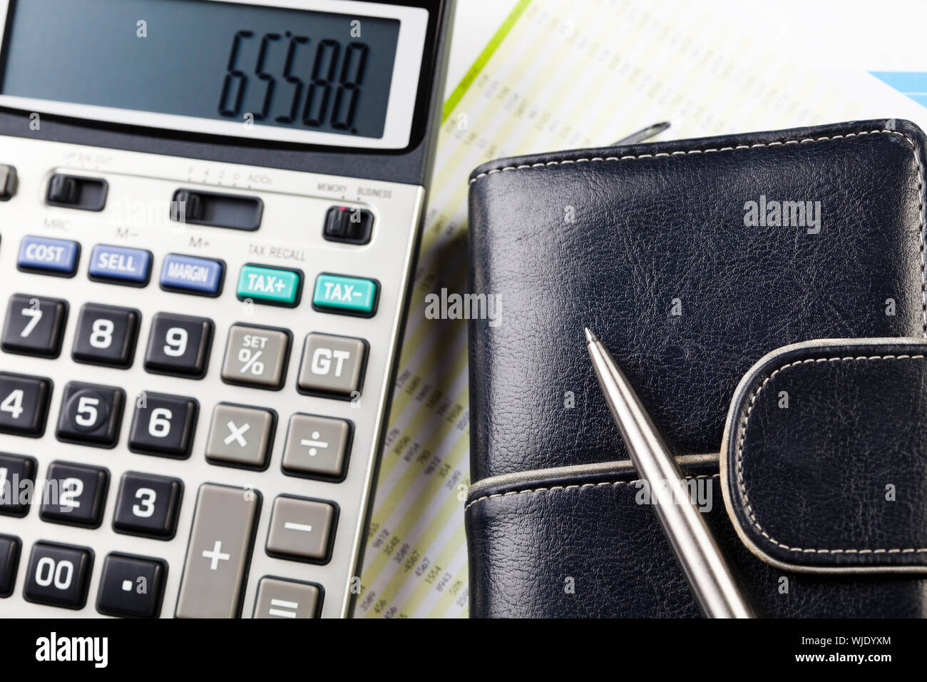 Bank balance hi-res stock photography and images - Alamy