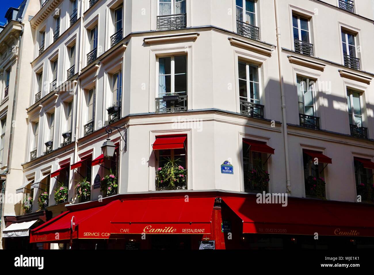 Camille restaurant and paris hi-res stock photography and images - Alamy