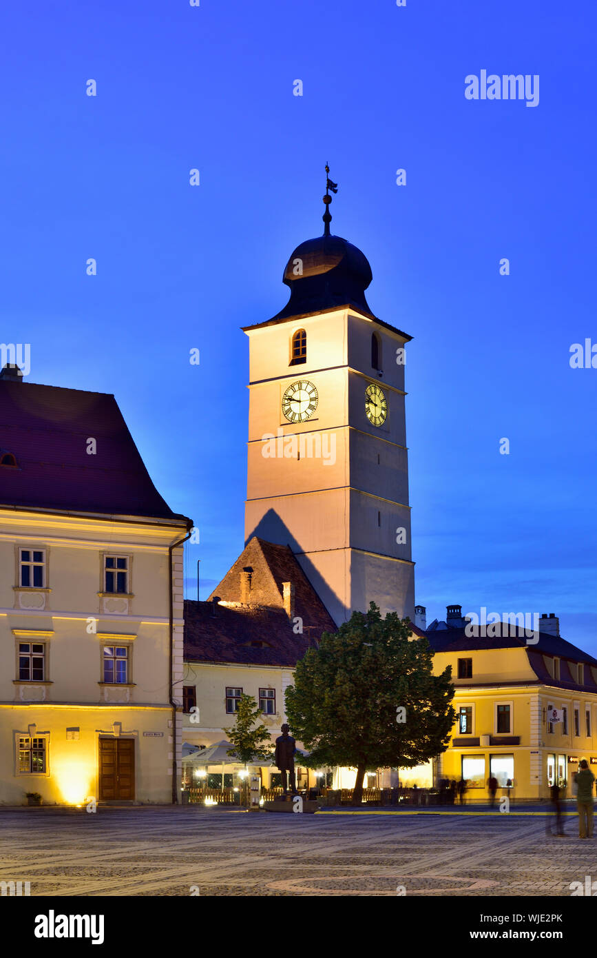 Old Town Hall Tower (Council Tower) and Piata Mare at dusk. Sibiu ...