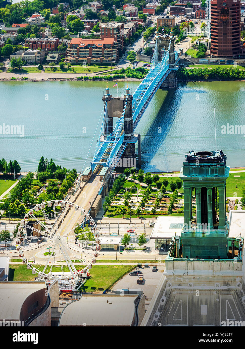 Historic bridge across the Ohio River in Cincinnati, OH Stock Photo - Alamy