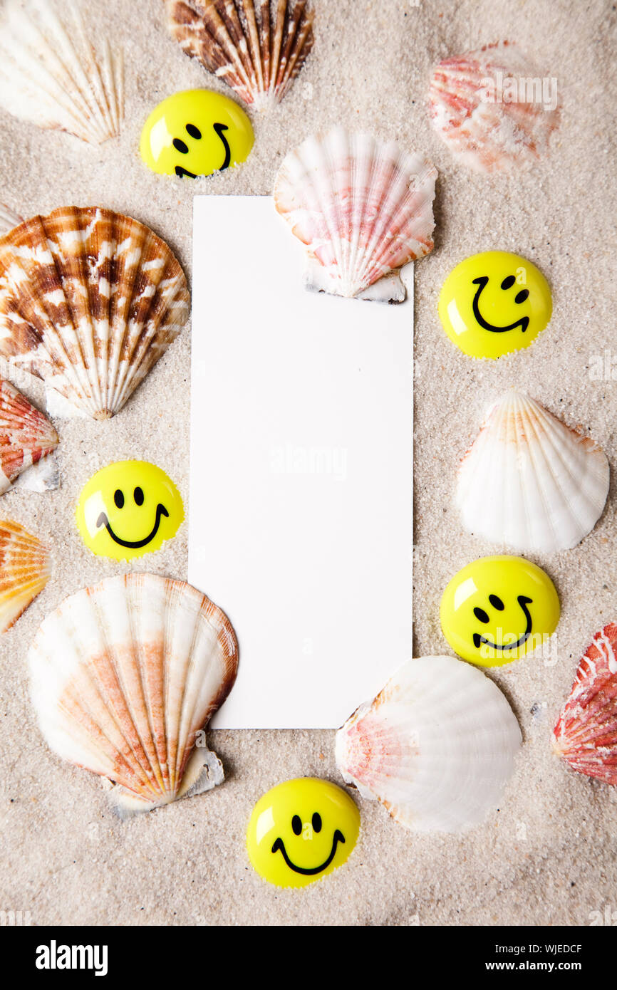 Paper background and shell Stock Photo - Alamy