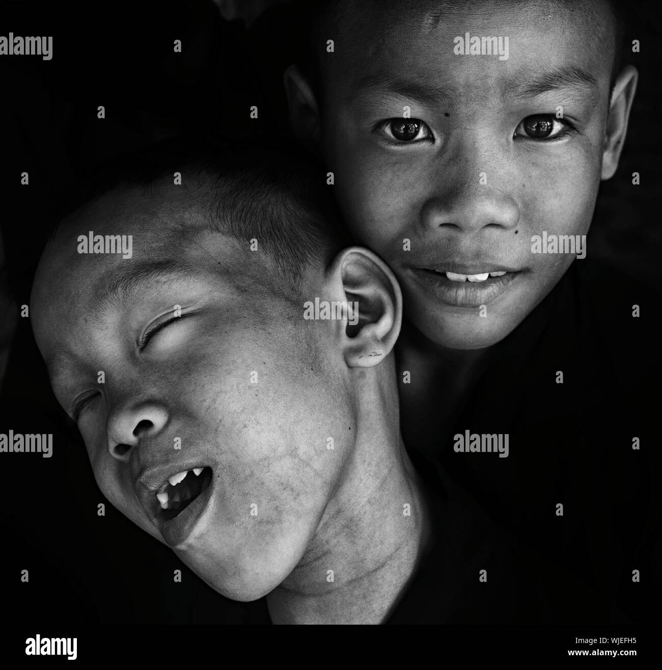 Indian family black and white hi-res stock photography and images - Alamy