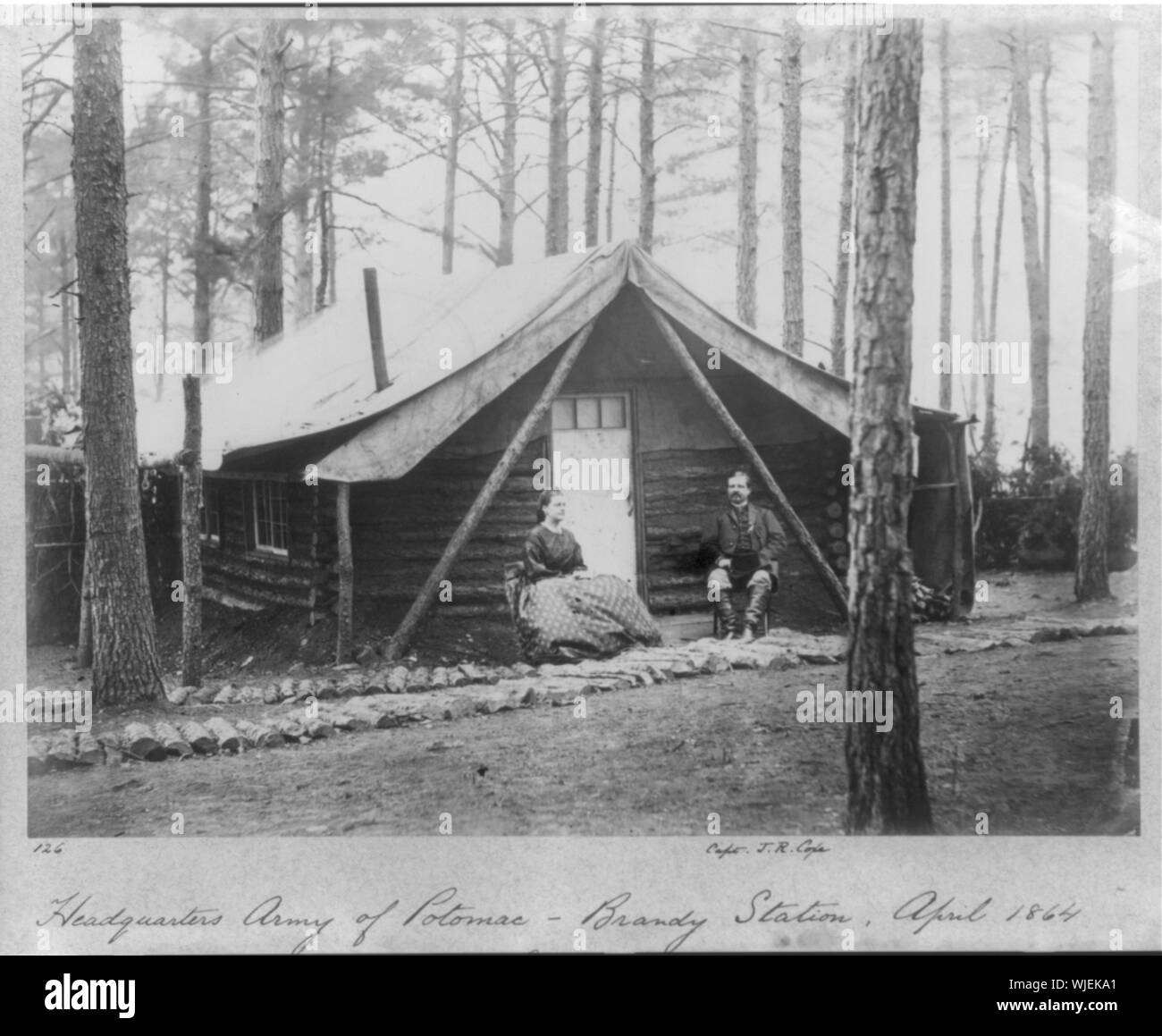 Army officers quarters hi-res stock photography and images - Alamy