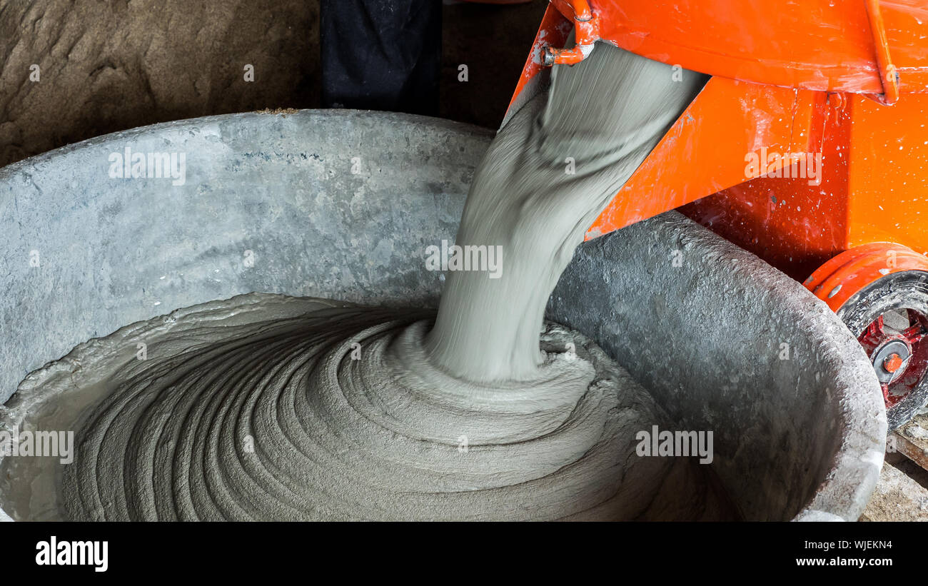 Cement in container hi-res stock photography and images - Alamy