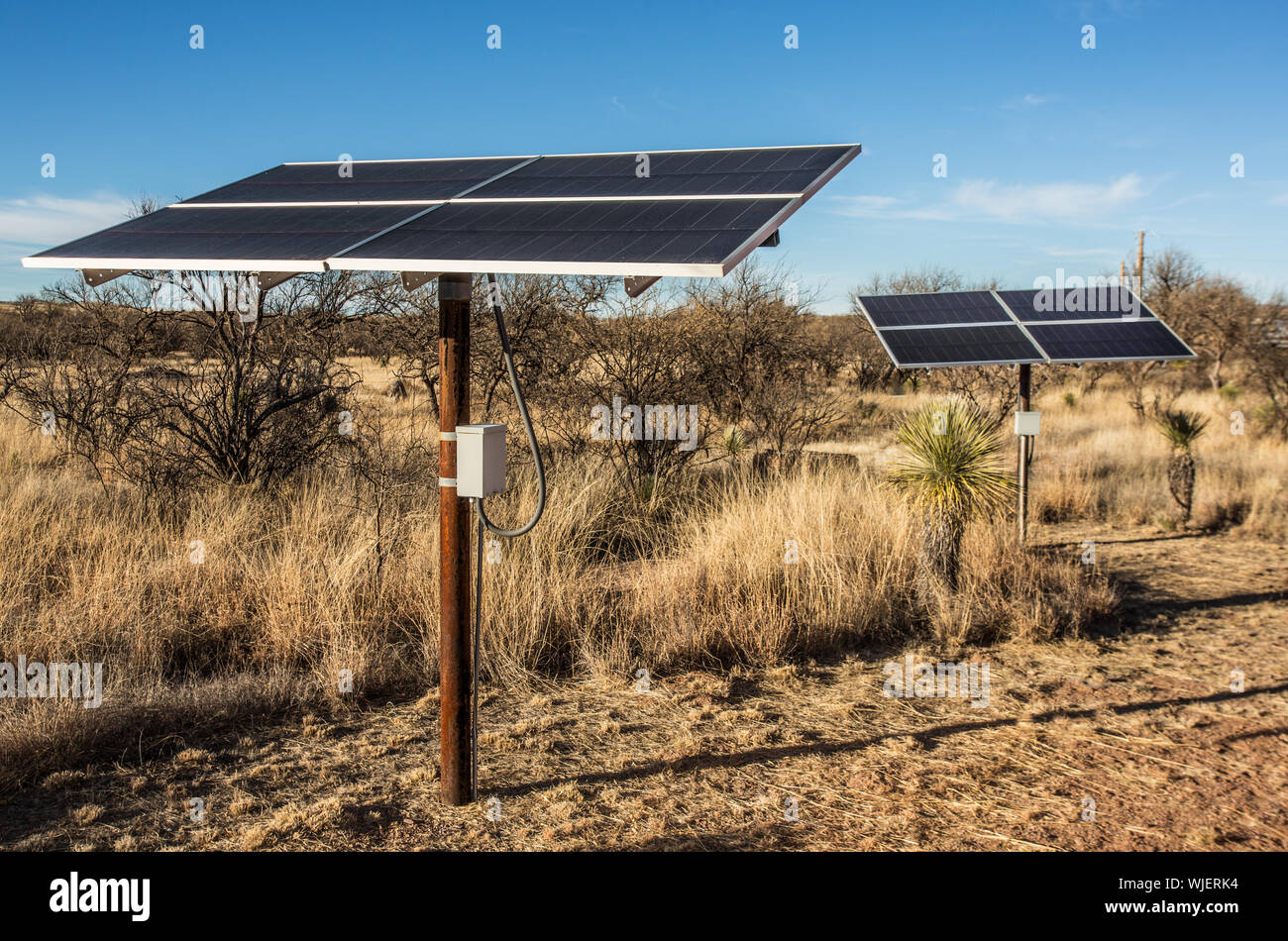 Solar panel in desert hi-res stock photography and images - Alamy