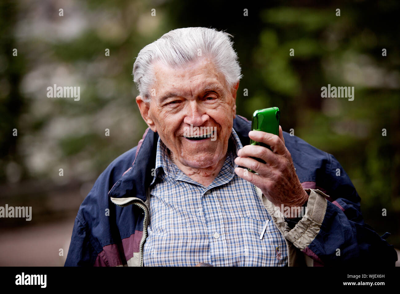 Old Man with Cell Phone Stock Photo - Alamy