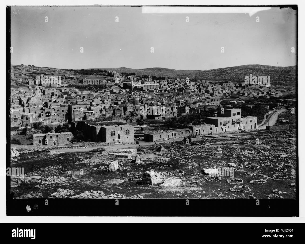 Cave of machpelah hi-res stock photography and images - Alamy