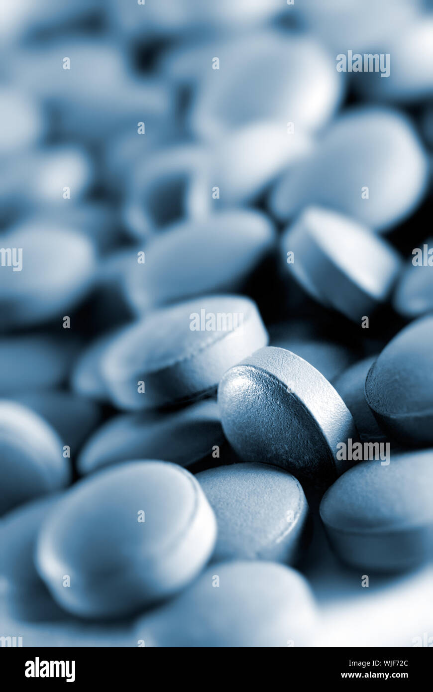 Here are too many pills that will be overdosed Stock Photo - Alamy