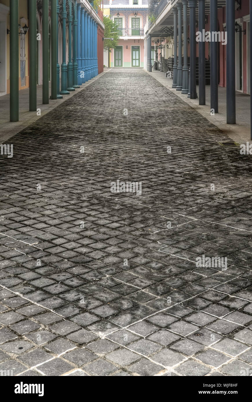 Street_scenery hi-res stock photography and images - Alamy