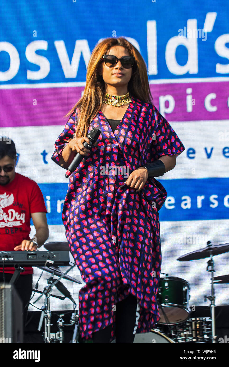 Bangladeshi singer hi-res stock photography and images - Alamy
