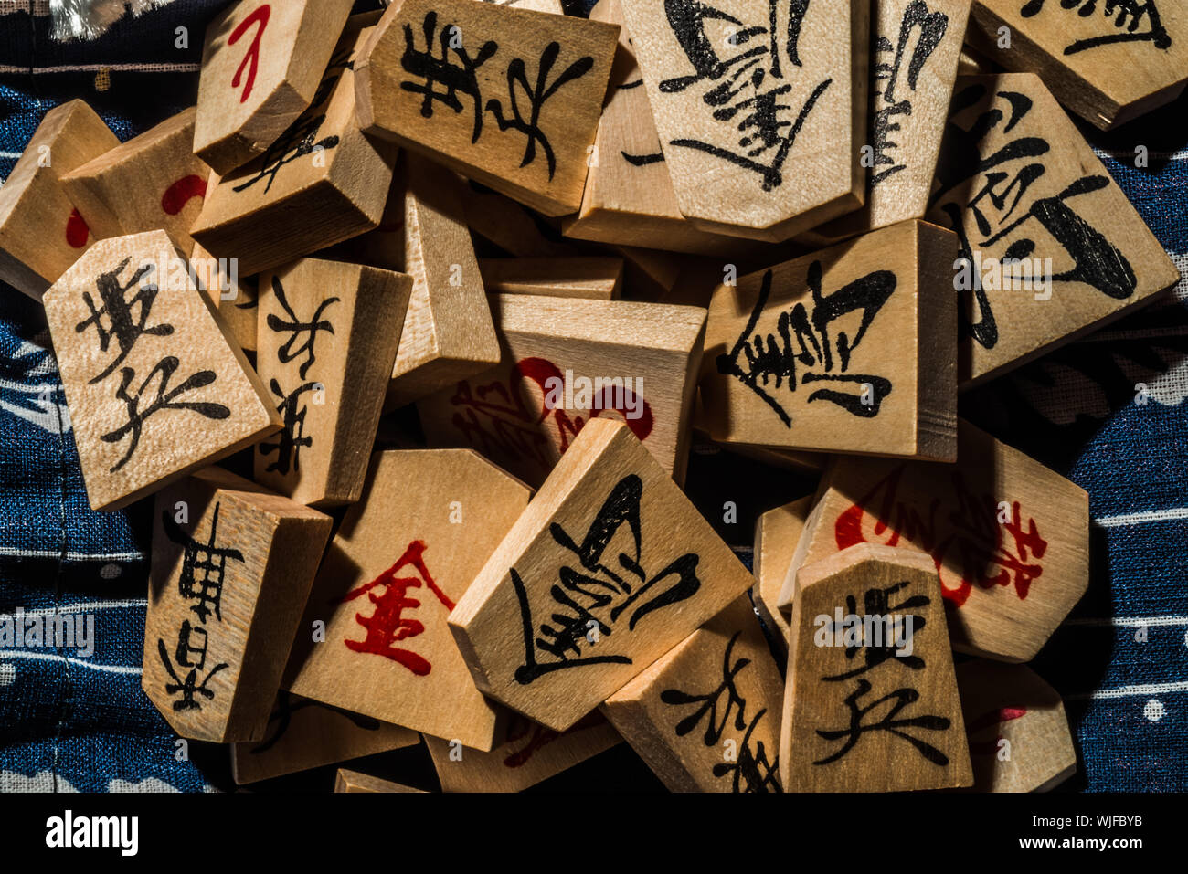 Mahjong tile hi-res stock photography and images - Alamy