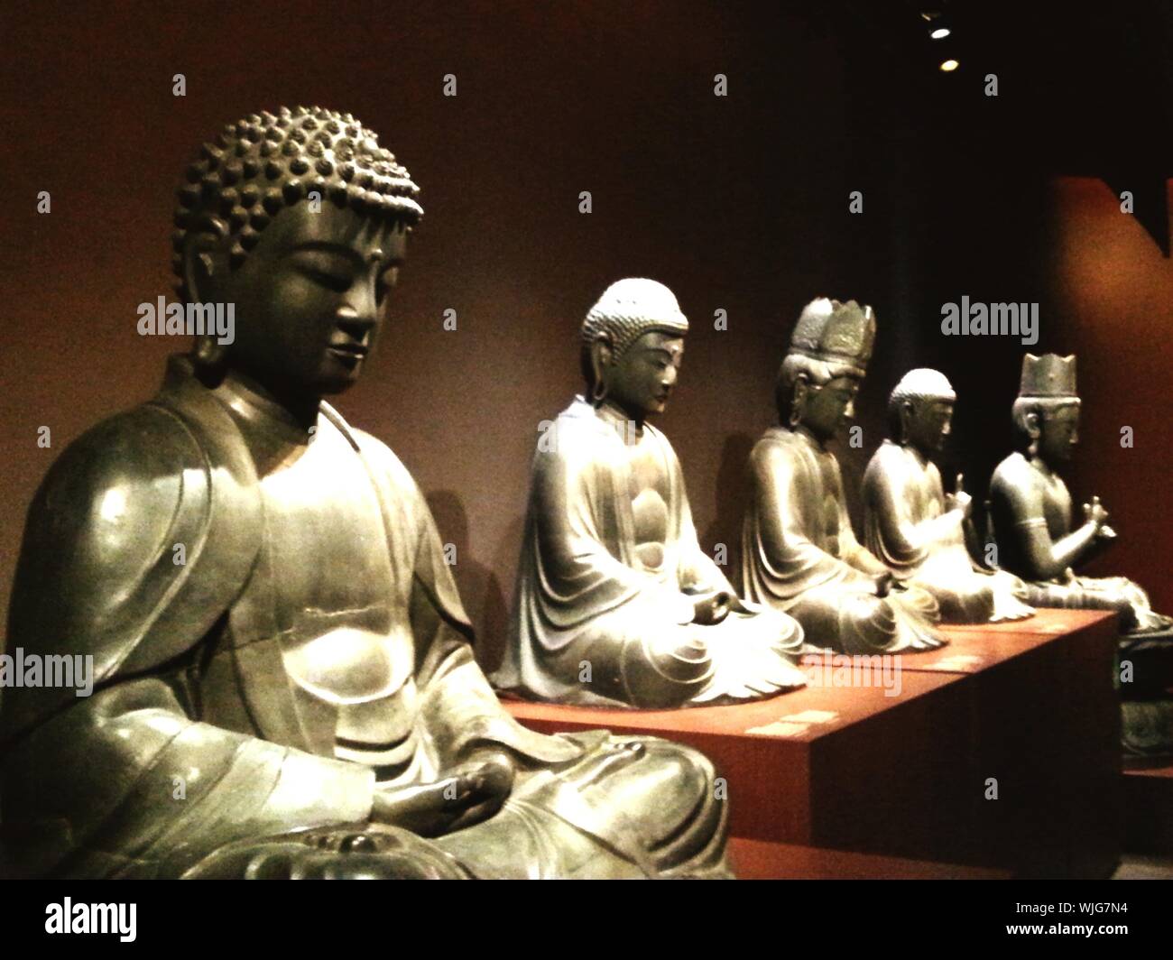 Statues In A Row High Resolution Stock Photography and Images - Alamy