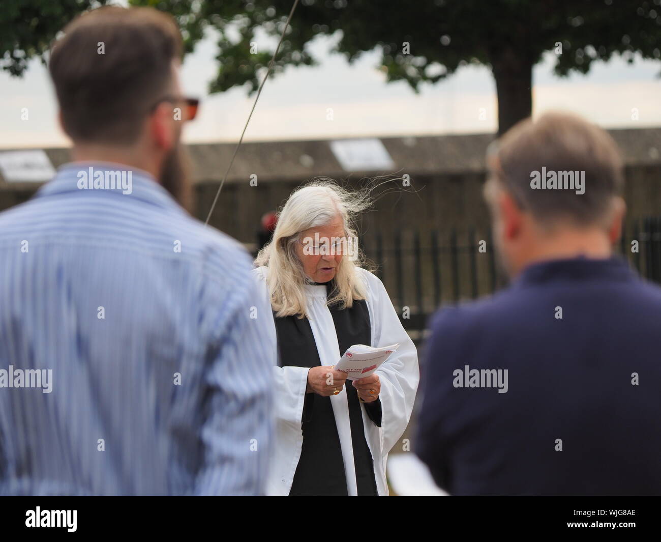 Female vicar hi-res stock photography and images - Alamy