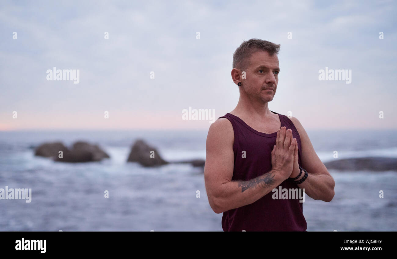 Man practice yoga hi-res stock photography and images - Alamy