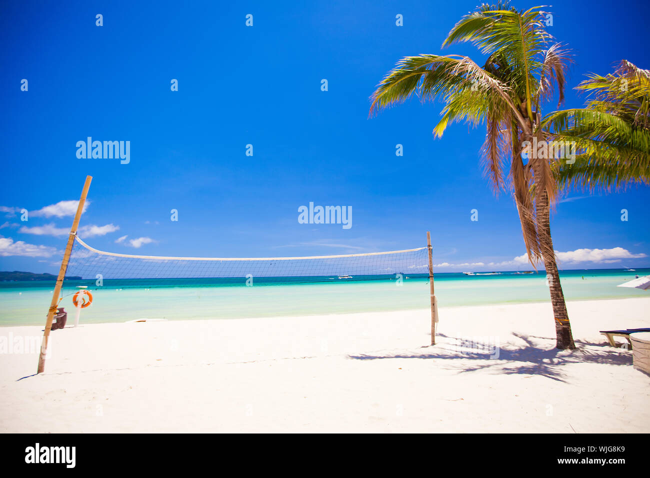 Perfect tropical beach with turquoise water and white sand beaches in ...