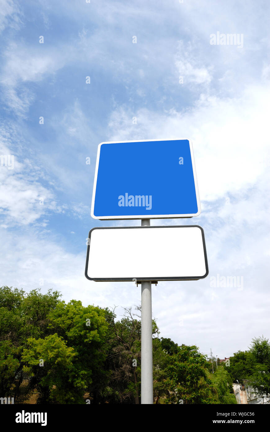 Blank road sign against the sky with clouds Stock Photo - Alamy
