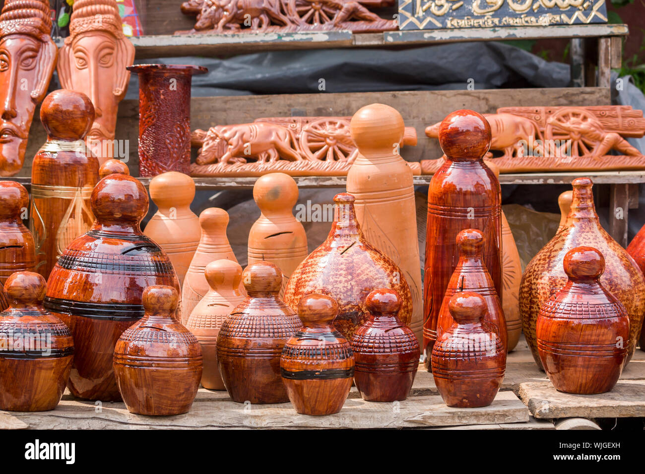 Traditional Market, Handicraft, Pottery, Woodworking Stock Photo - Alamy