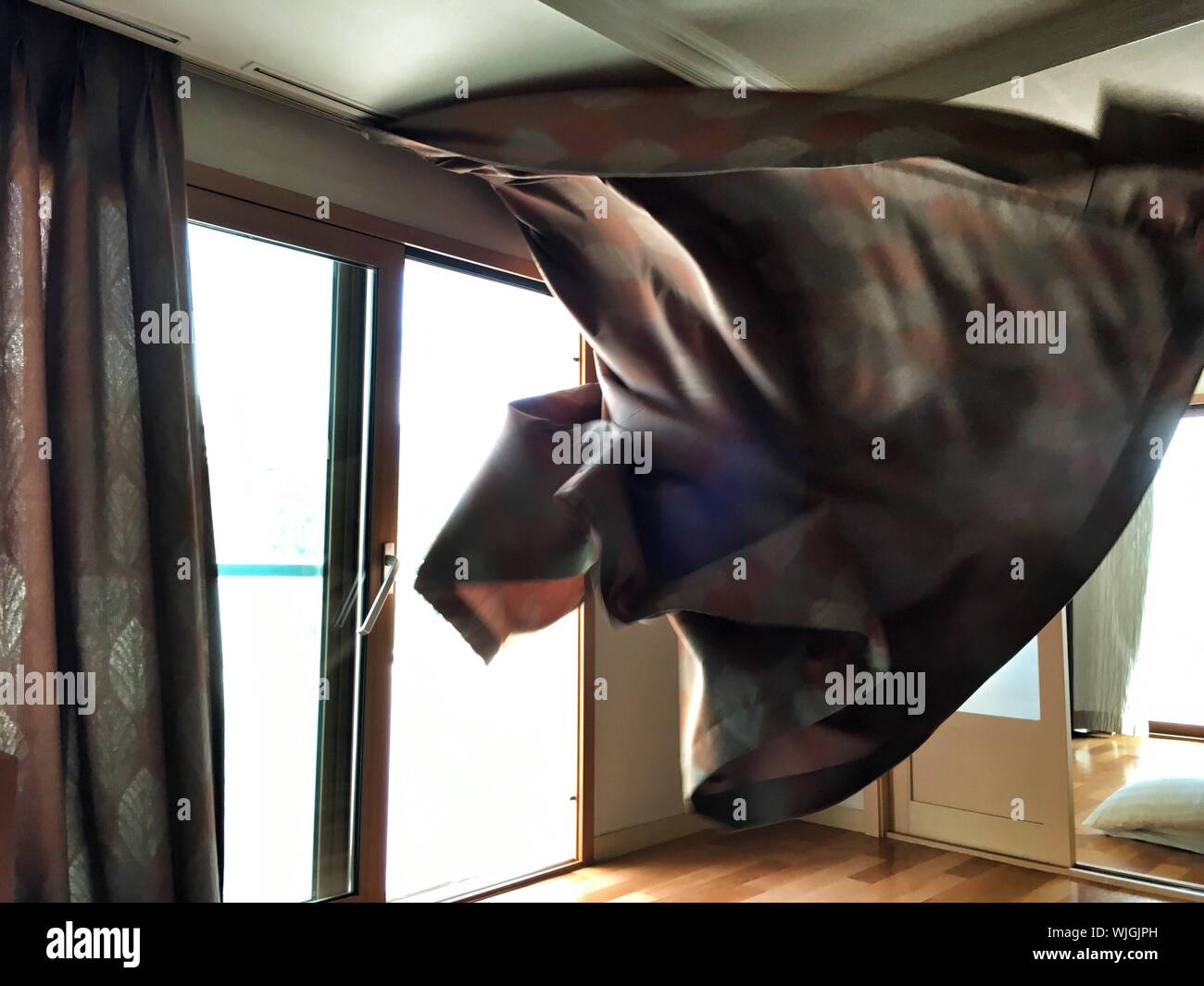 Curtain wind hi-res stock photography and images - Alamy