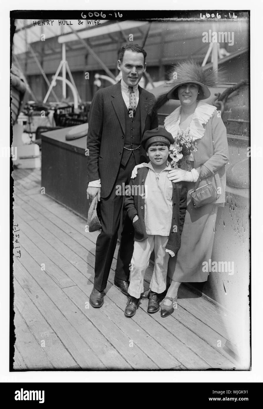 Henry hull hi-res stock photography and images - Alamy