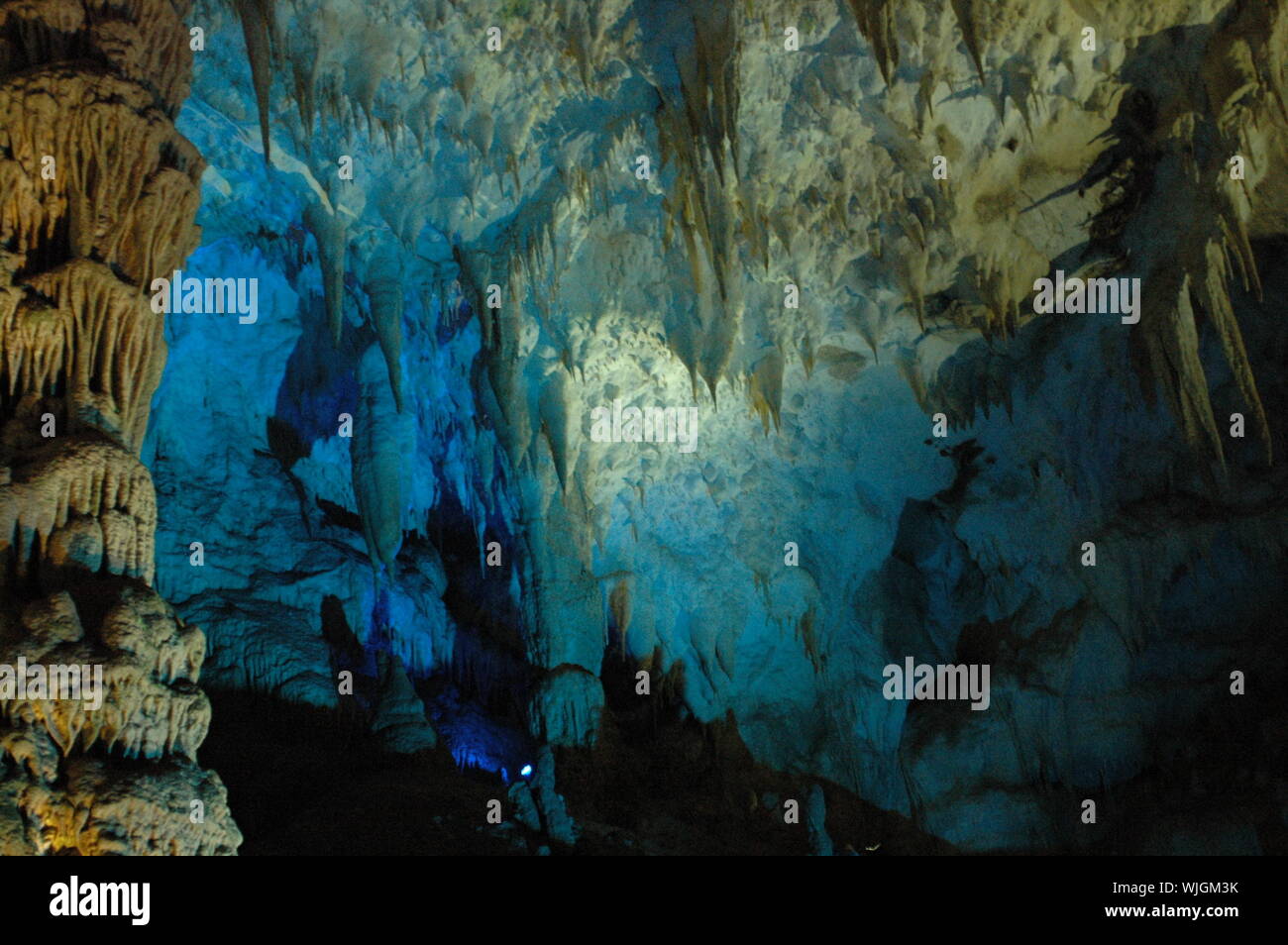 Cave Ceiling High Resolution Stock Photography and Images - Alamy