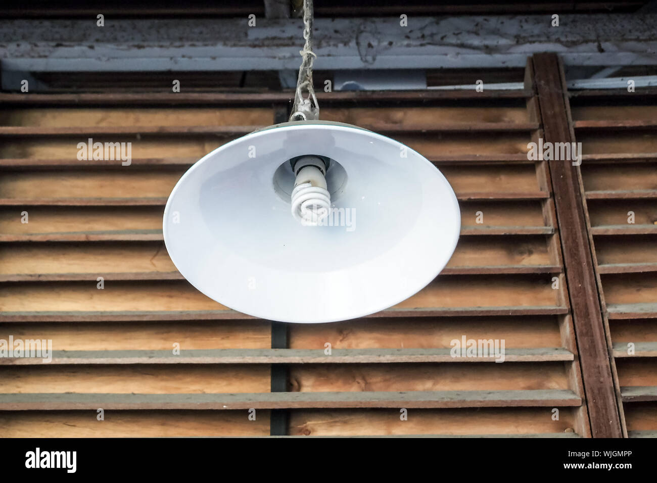 Light shutter hi-res stock photography and images - Alamy