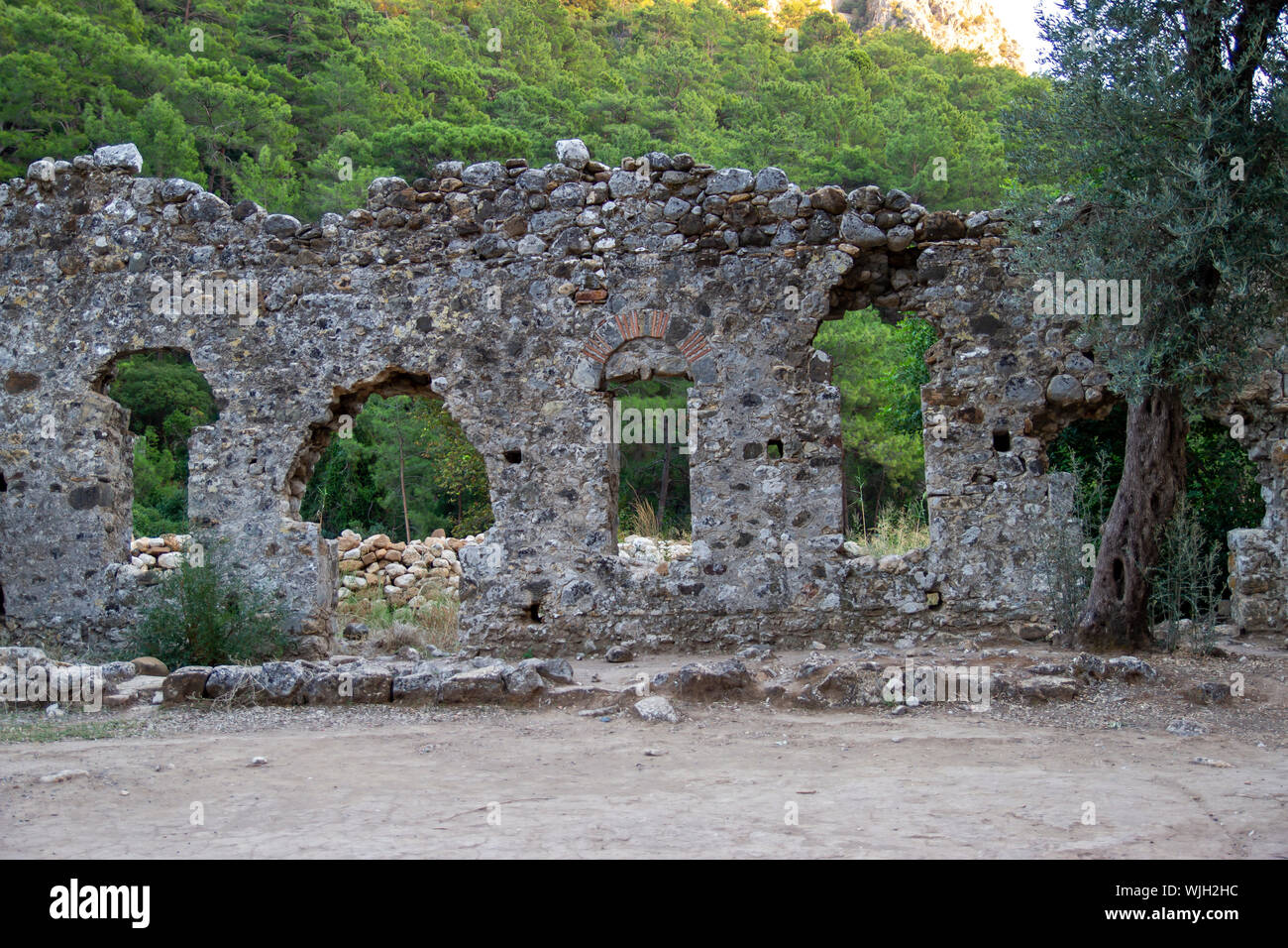Ancient Side ruins in Turkey Old ruins Stock Photo - Alamy