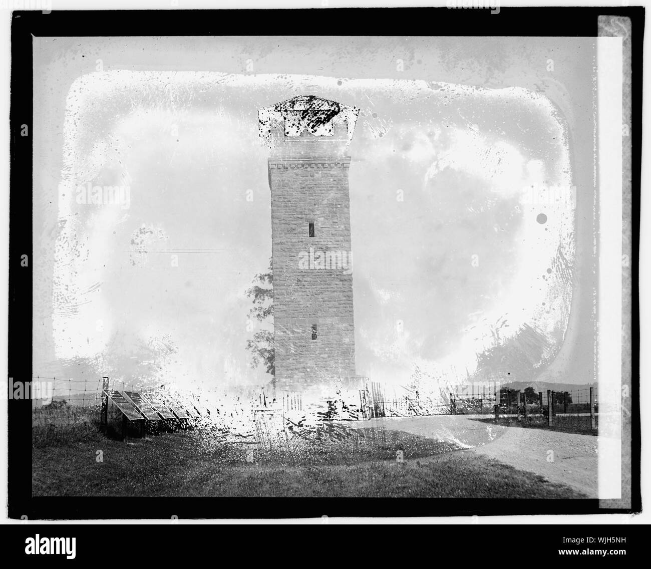 Herald Sheperdstown Tour, observation tower, Antietam Stock Photo - Alamy