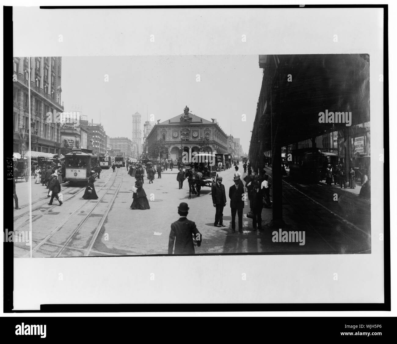 Herald Square, New York Stock Photo - Alamy