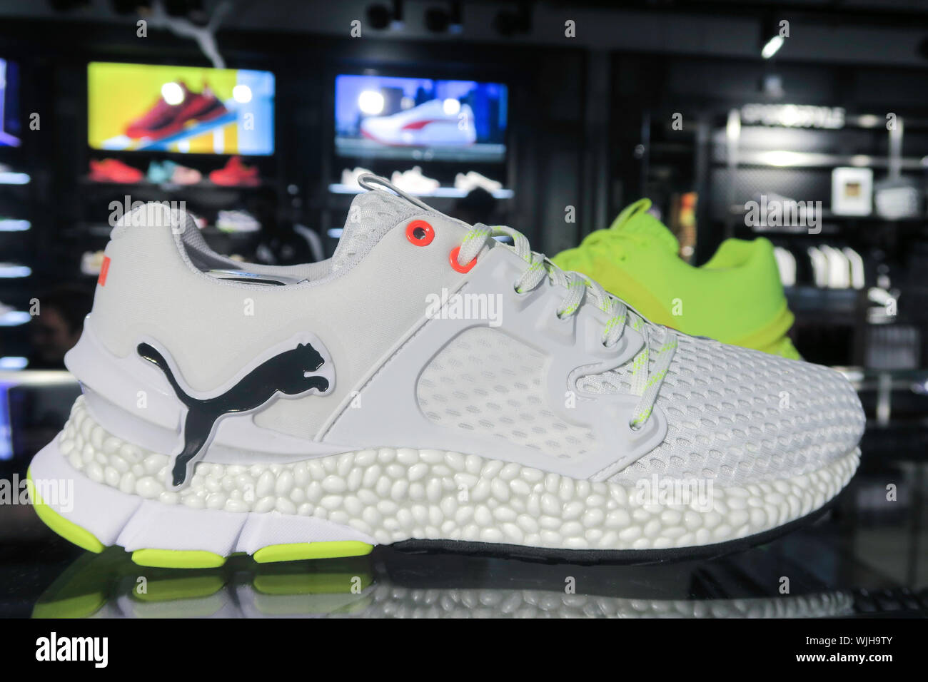 Puma Flagship Store on Fifth Avenue, New York City, USA Stock Photo - Alamy
