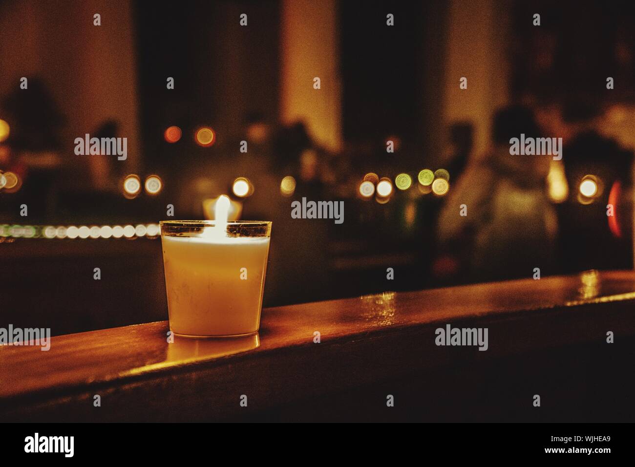 Candle light bar hi-res stock photography and images - Alamy