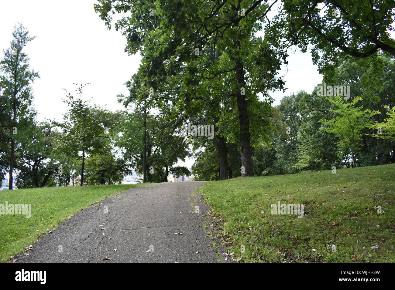 Locks on pittsburgh bridge hi-res stock photography and images - Alamy