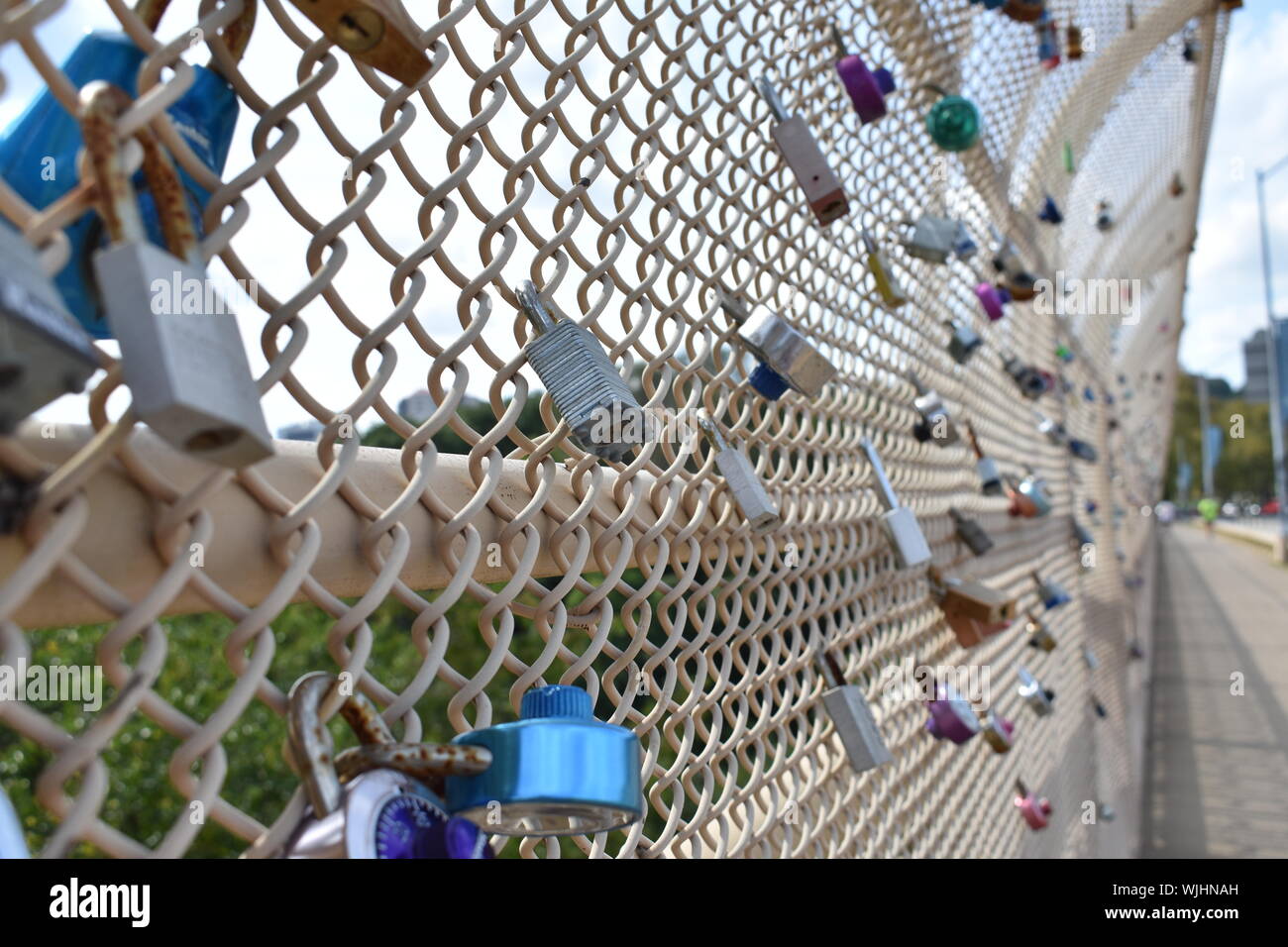 Locks on pittsburgh bridge hi-res stock photography and images - Alamy