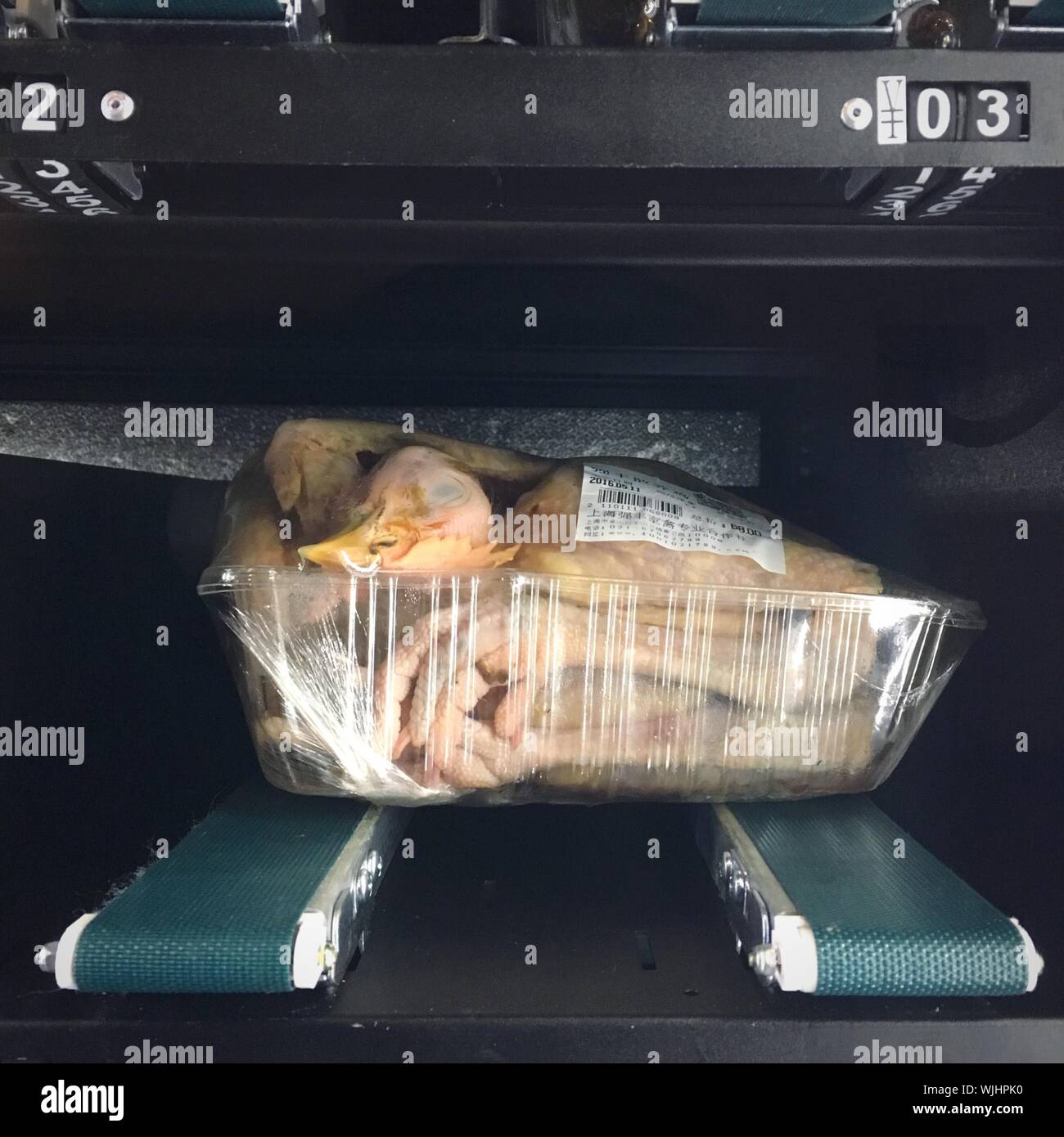 Packed meat hi-res stock photography and images - Alamy