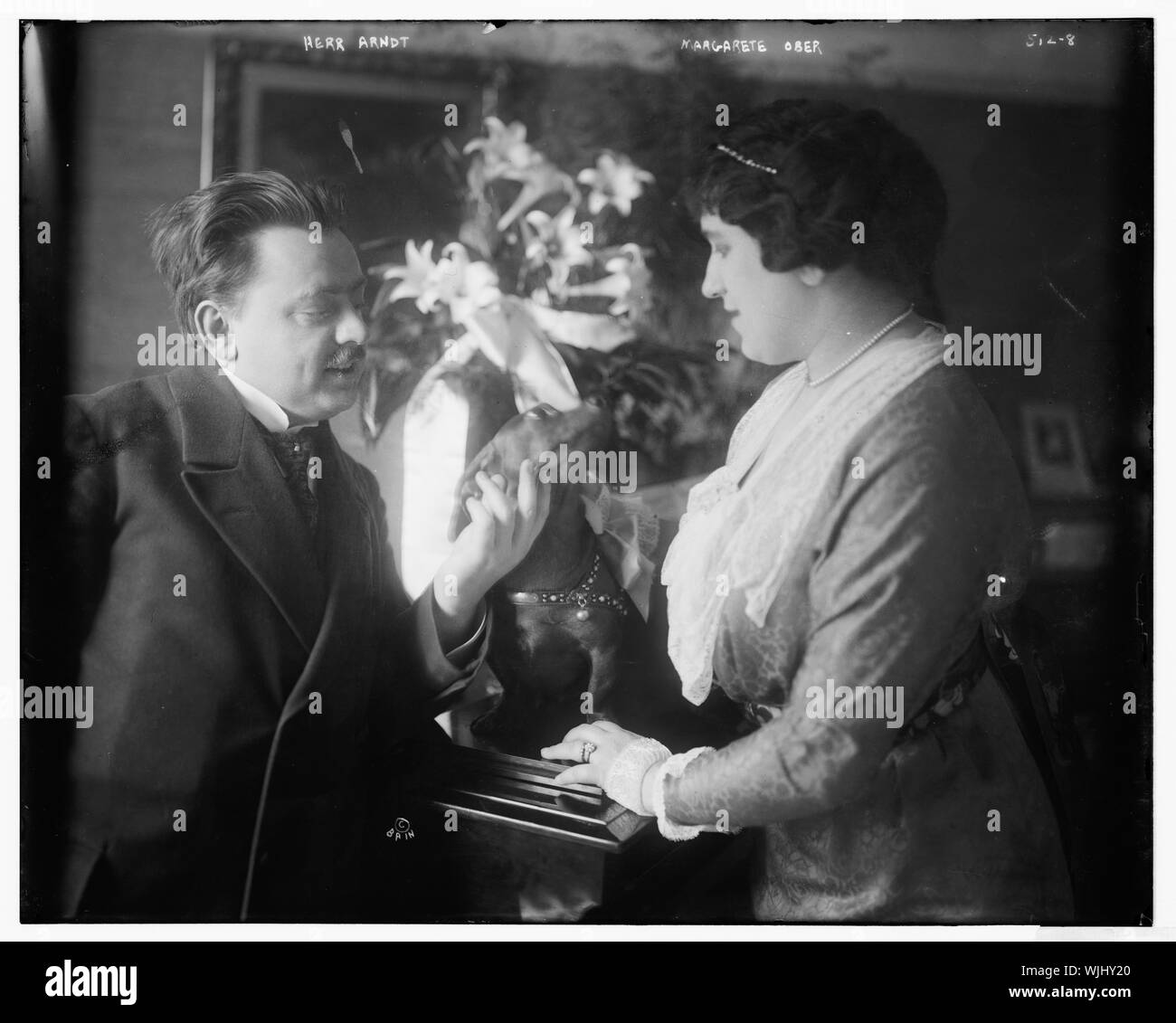 Herr ober hi-res stock photography and images - Alamy