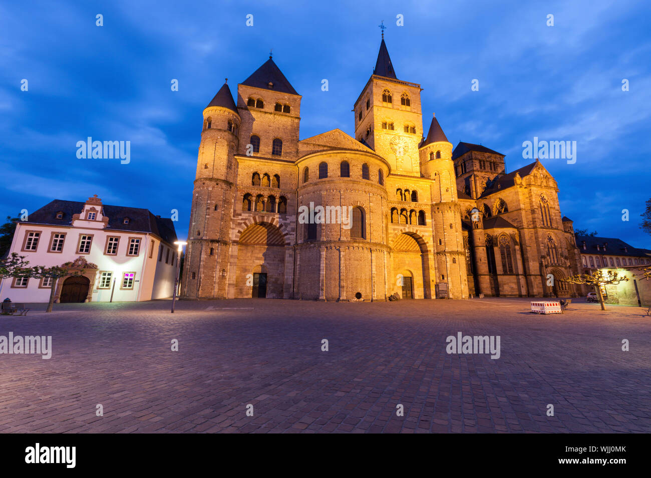 Our lady cathedral trier hi-res stock photography and images - Alamy
