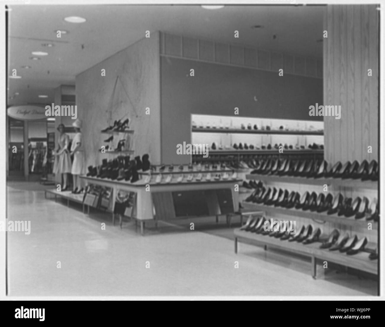 Higbee Department Store, business in Cleveland, Ohio Stock Photo - Alamy