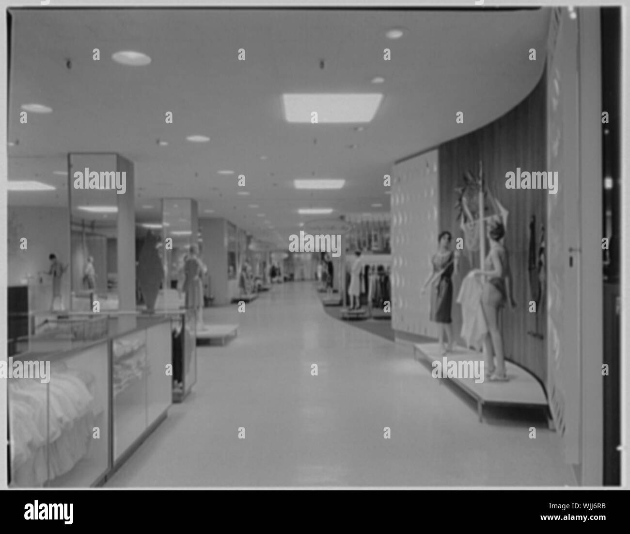 Higbee Department Store, business in Cleveland, Ohio Stock Photo - Alamy