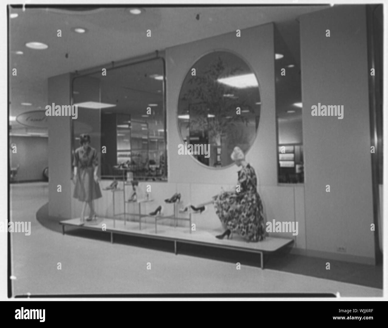 Higbee Department Store, business in Cleveland, Ohio Stock Photo - Alamy