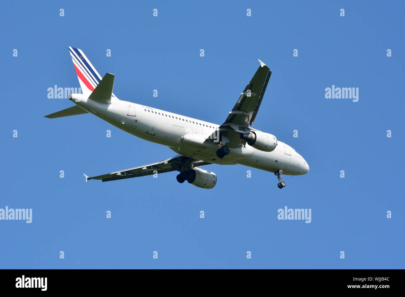 Airfrance - Airbus A320 airplane Stock Photo - Alamy