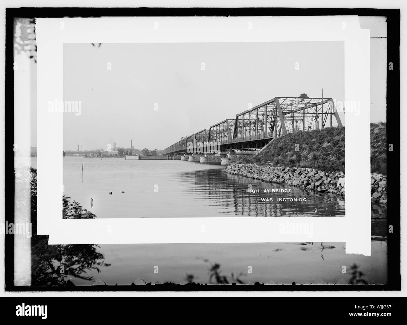 Highway crossings Black and White Stock Photos & Images - Alamy