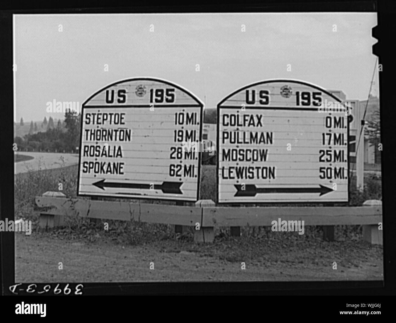 U s route 195 Black and White Stock Photos & Images - Alamy