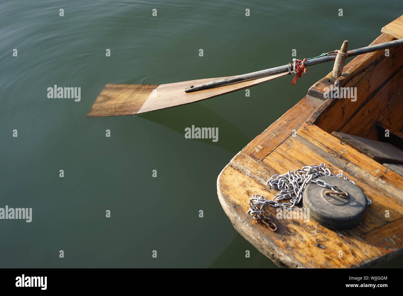 Boat floating on sea hi-res stock photography and images - Alamy