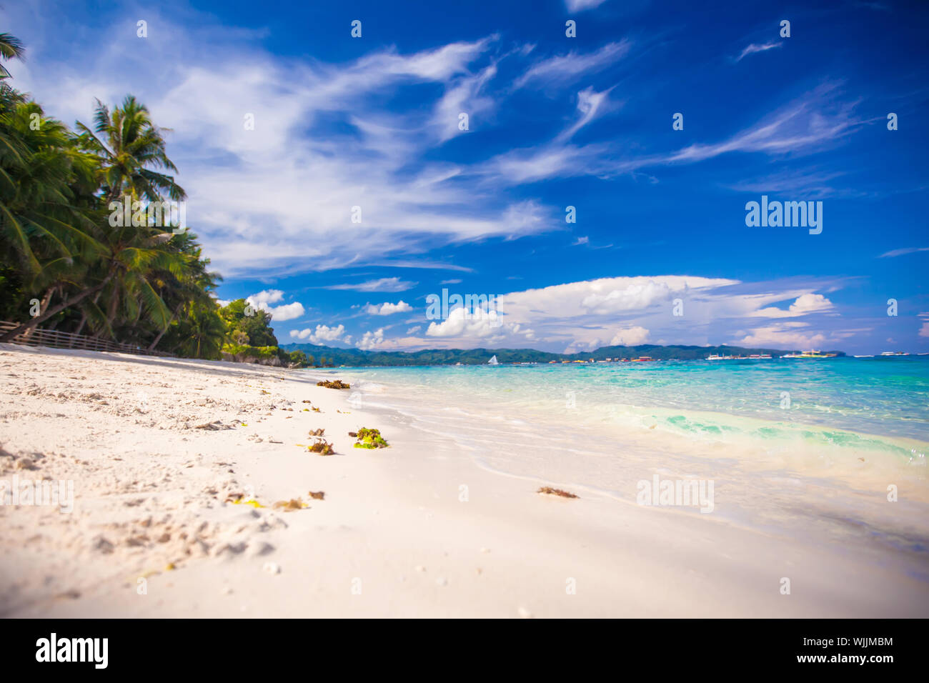Perfect tropical beach with turquoise water and white sand Stock Photo ...