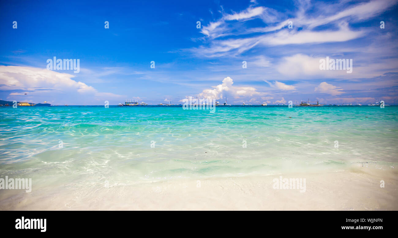 Turquoise water and white sand Stock Photo - Alamy