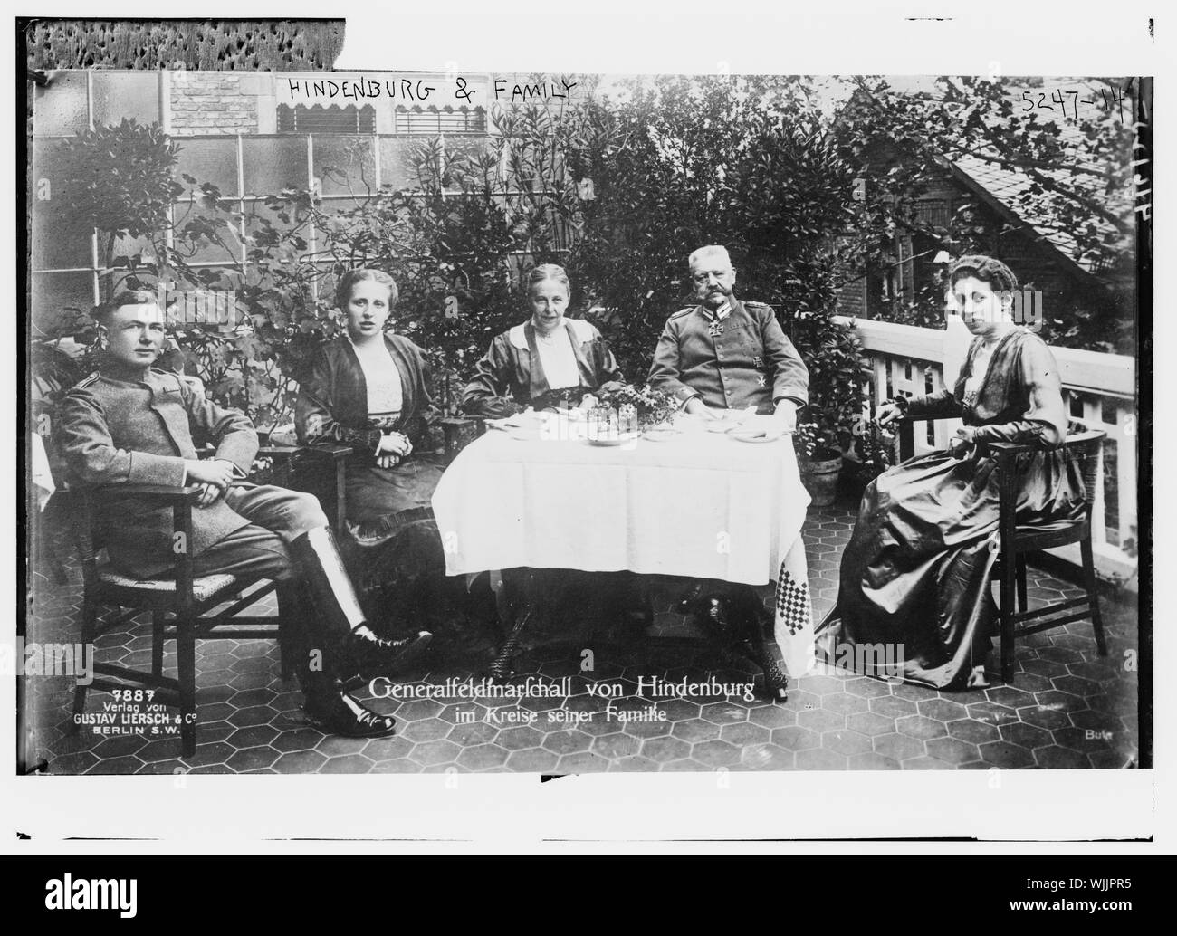 Hindenburg & family Stock Photo - Alamy