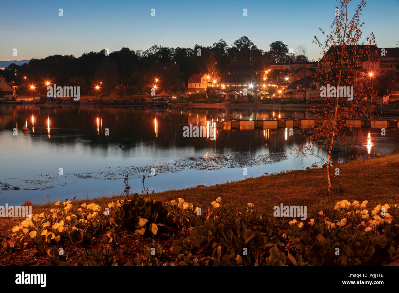 Jezioro Rynskie in Ryn. Ryn, Warmian-Masurian, Poland Stock Photo - Alamy