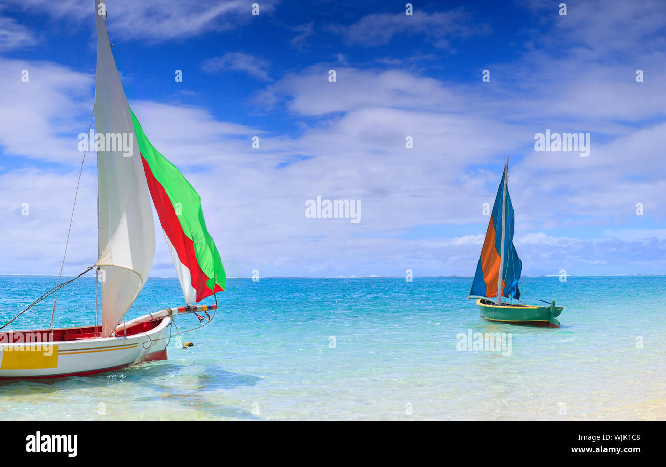 Pirogue mauritius hi-res stock photography and images - Alamy