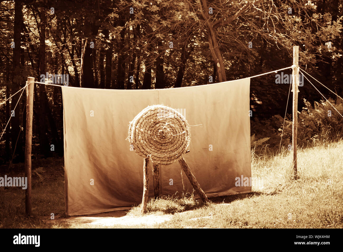 Field archery hi-res stock photography and images - Alamy