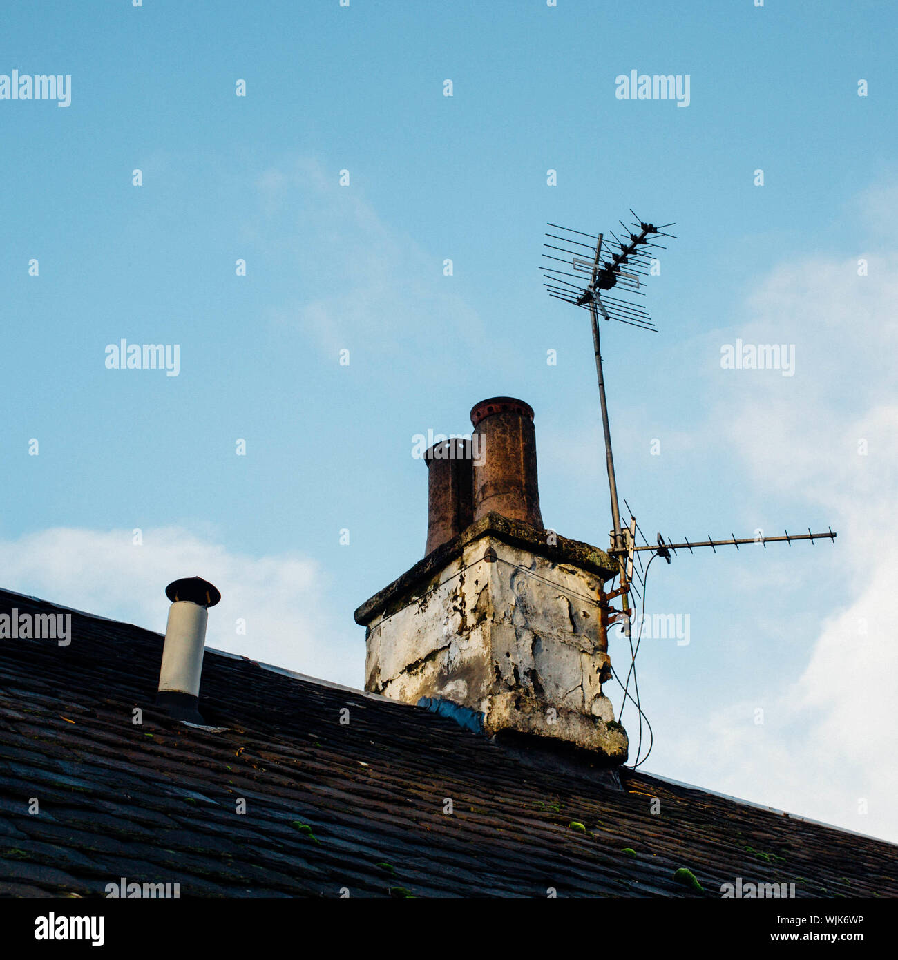 Chimney television aerial hi-res stock photography and images - Alamy